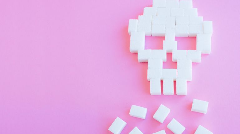 Jak poznáte, že konzumujete příliš cukru? Sledujte tyto příznaky na ...