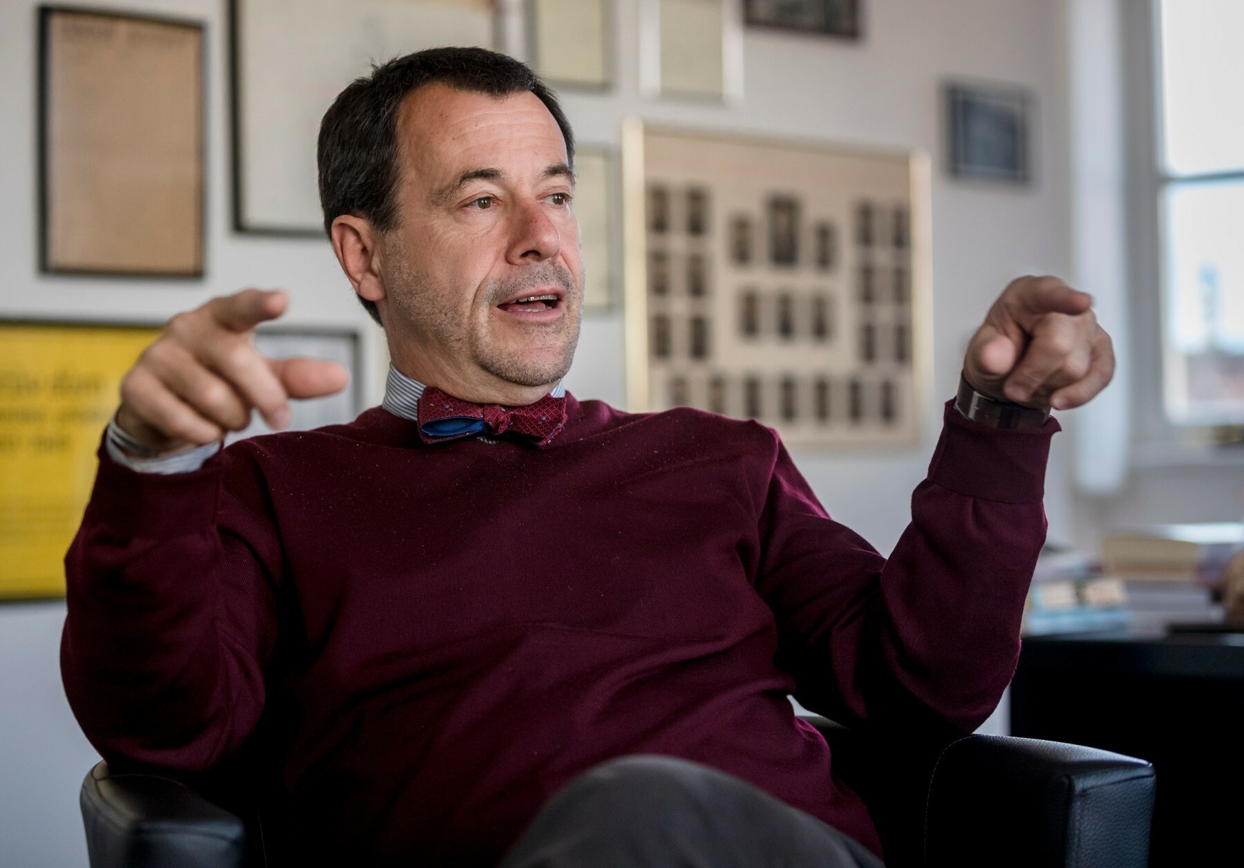 Aplikace působí na mozek stejně jako heroin, říká neurolog Martin Jan ...