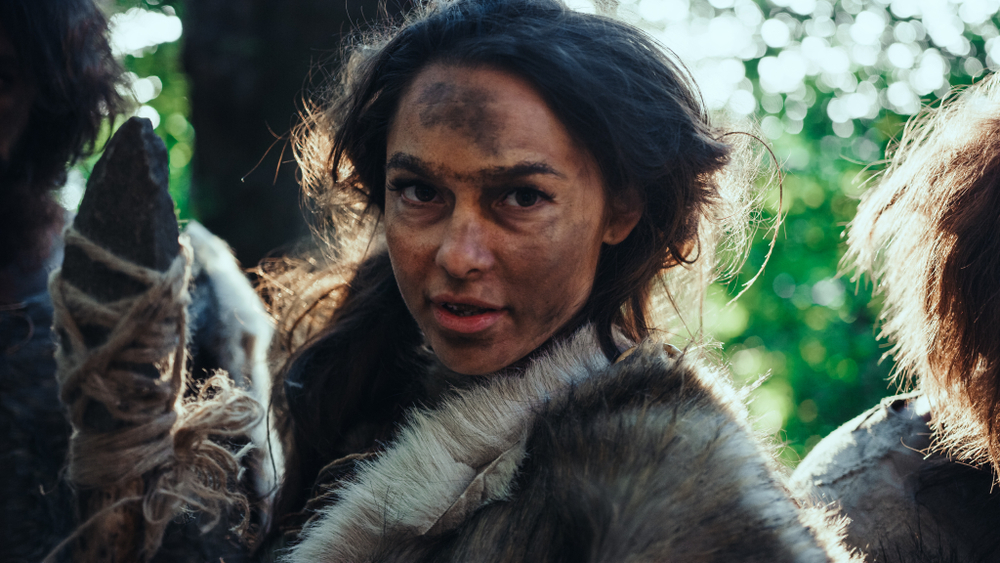Kniha a film Lady Sapiens: Pravěké ženy jen nerodily. Lovily a dokonce ...