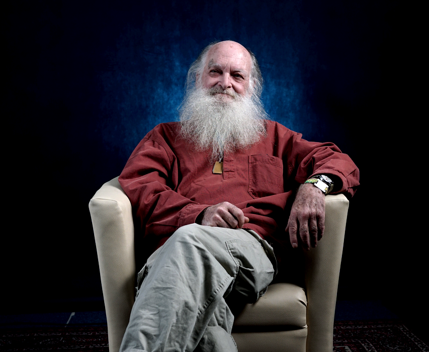 Joe Davis: Umění je jako kvantová fyzika, popisuje svět, o kterém toho ...