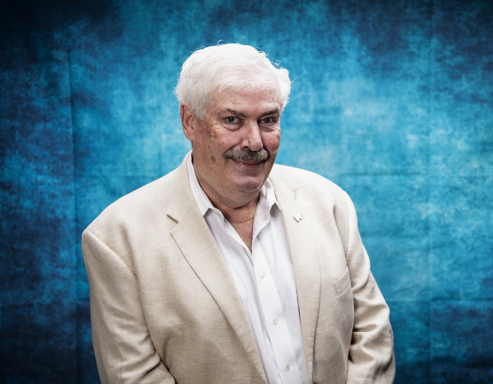 Bývalý novinář CNN Jim Clancy: Z Ameriky se stává oligarchie skoro jako ...