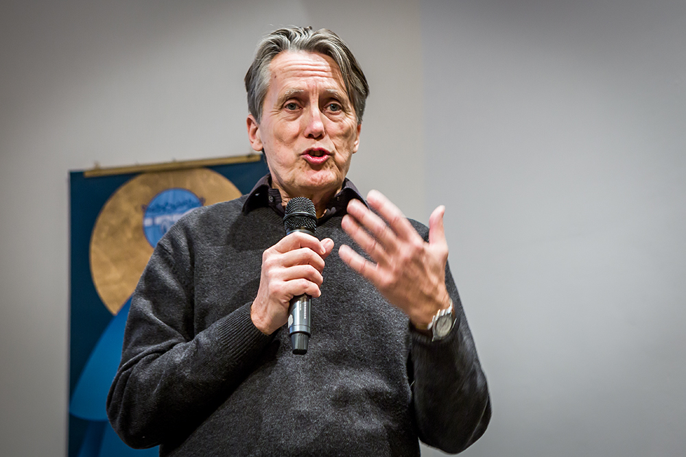 Jan Bílý: Na perspektivy problému nahlédnou rodinné konstelace - Flowee