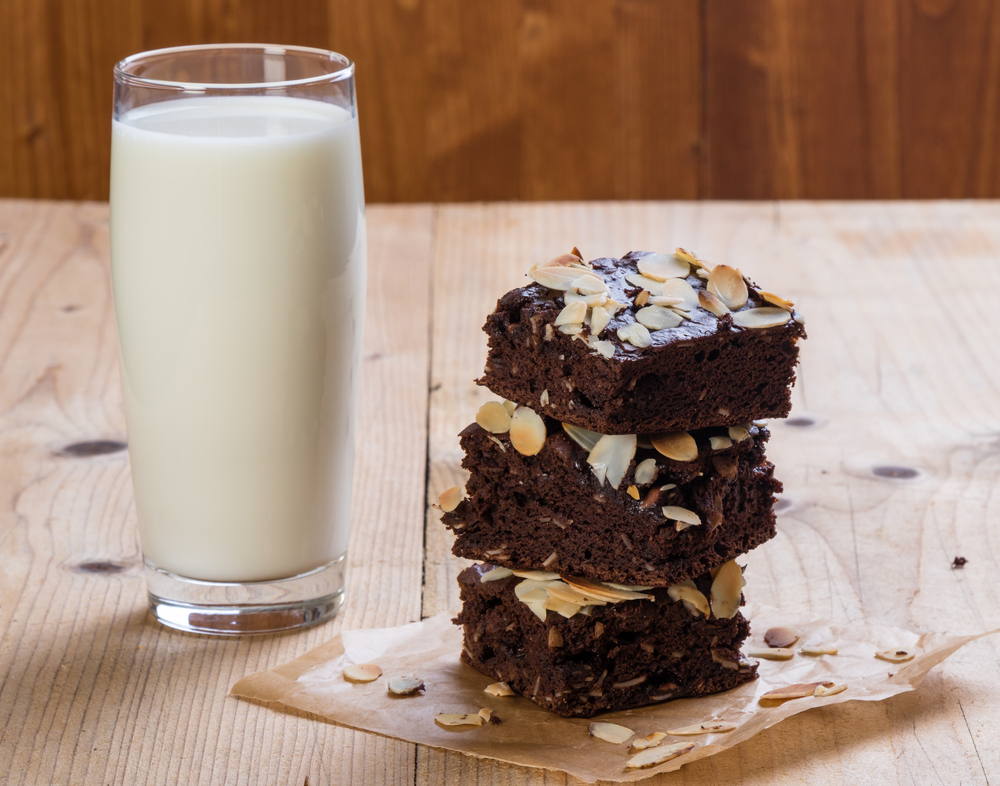 Matka použila mateřské mléko k přípravě brownies do školy, lidé byli v ...